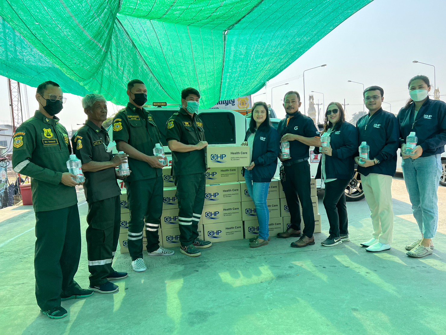 CSR GHPบริจาคน้ำเกลือให้กับสมาคมอาสาสมัครมูลนิธิร่วมกตัญญู จังหวัดพระนครศรีอยุธยา - ghp.co.th